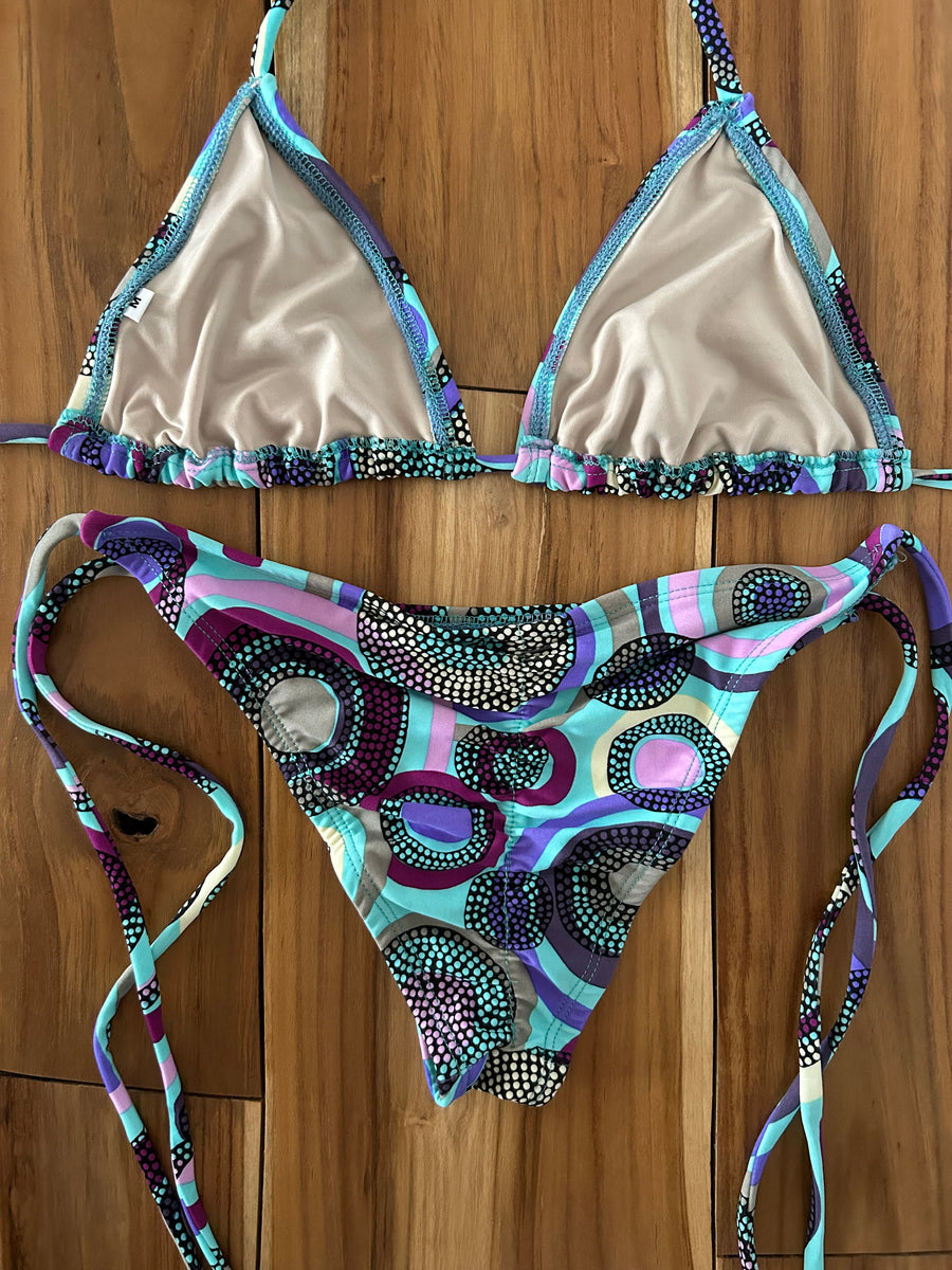 Blue Swirl Triangle Bikini Top – JillesBikinis